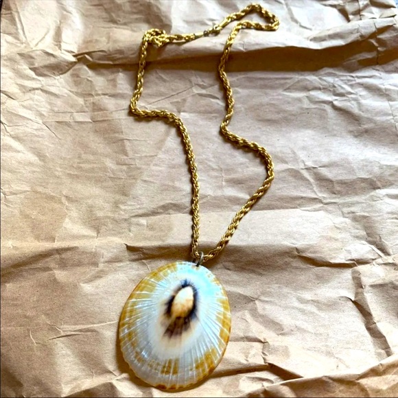 Victorian Vintage | Jewelry | Vintage Shell Necklace | Poshmark